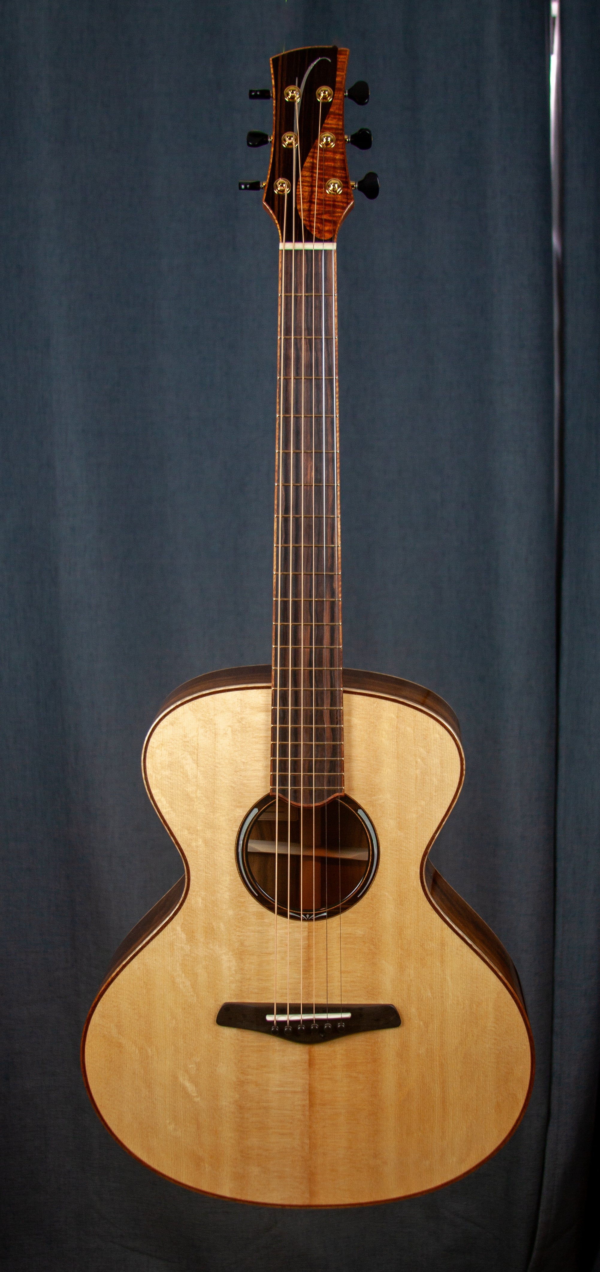 Style J – Broemmelsiek Guitars